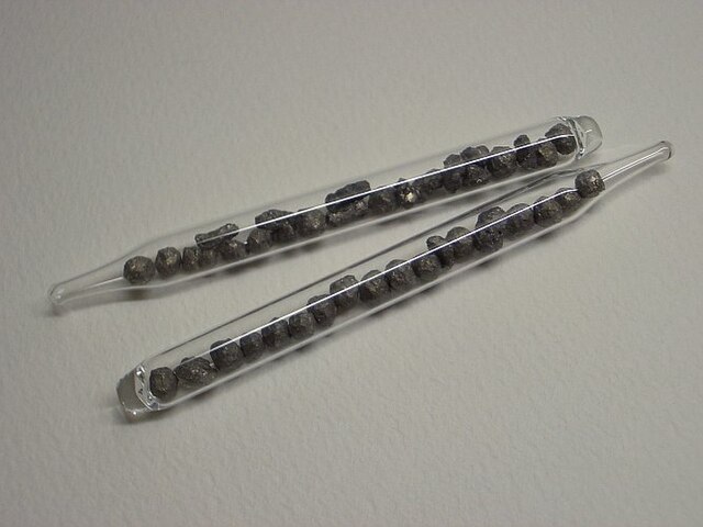 Diatoms, calcium, and the continuing challenge of ocean acidification ...